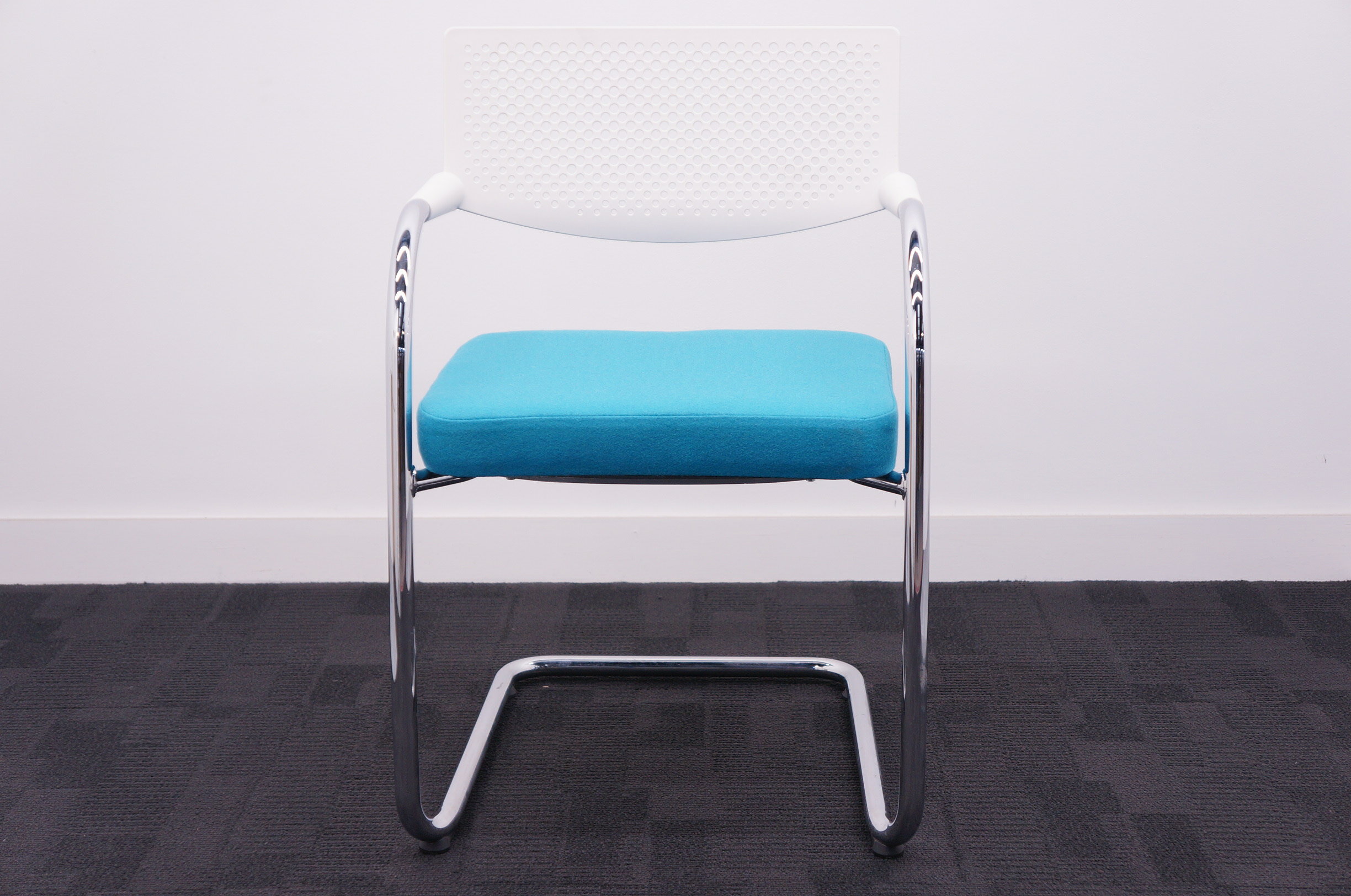 Vitra Visavis 2 Static Meeting Chair - White Backrest - Synergy Engage ...