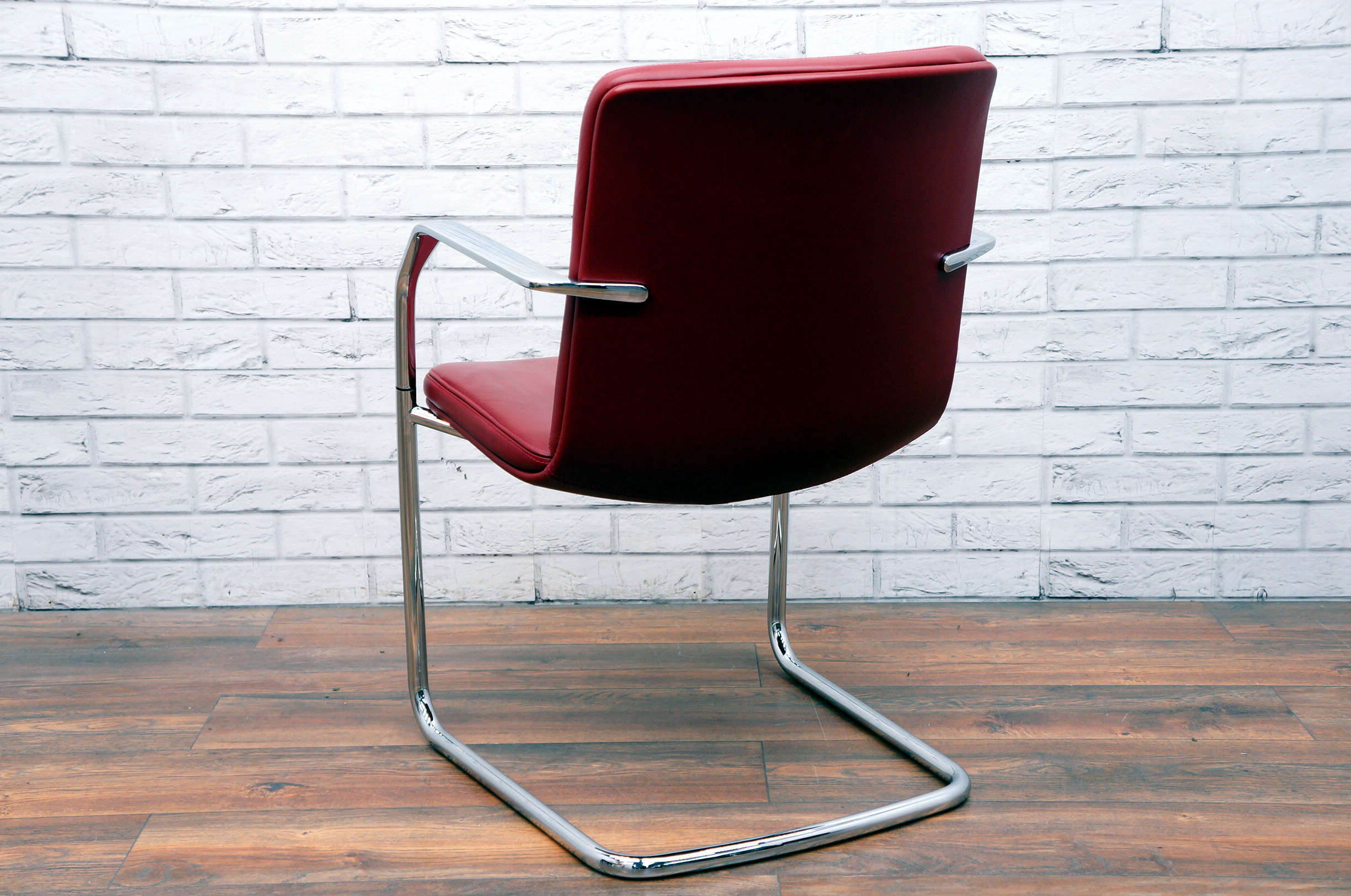 Orangebox Calder-MBC Meeting Chair - Office Resale