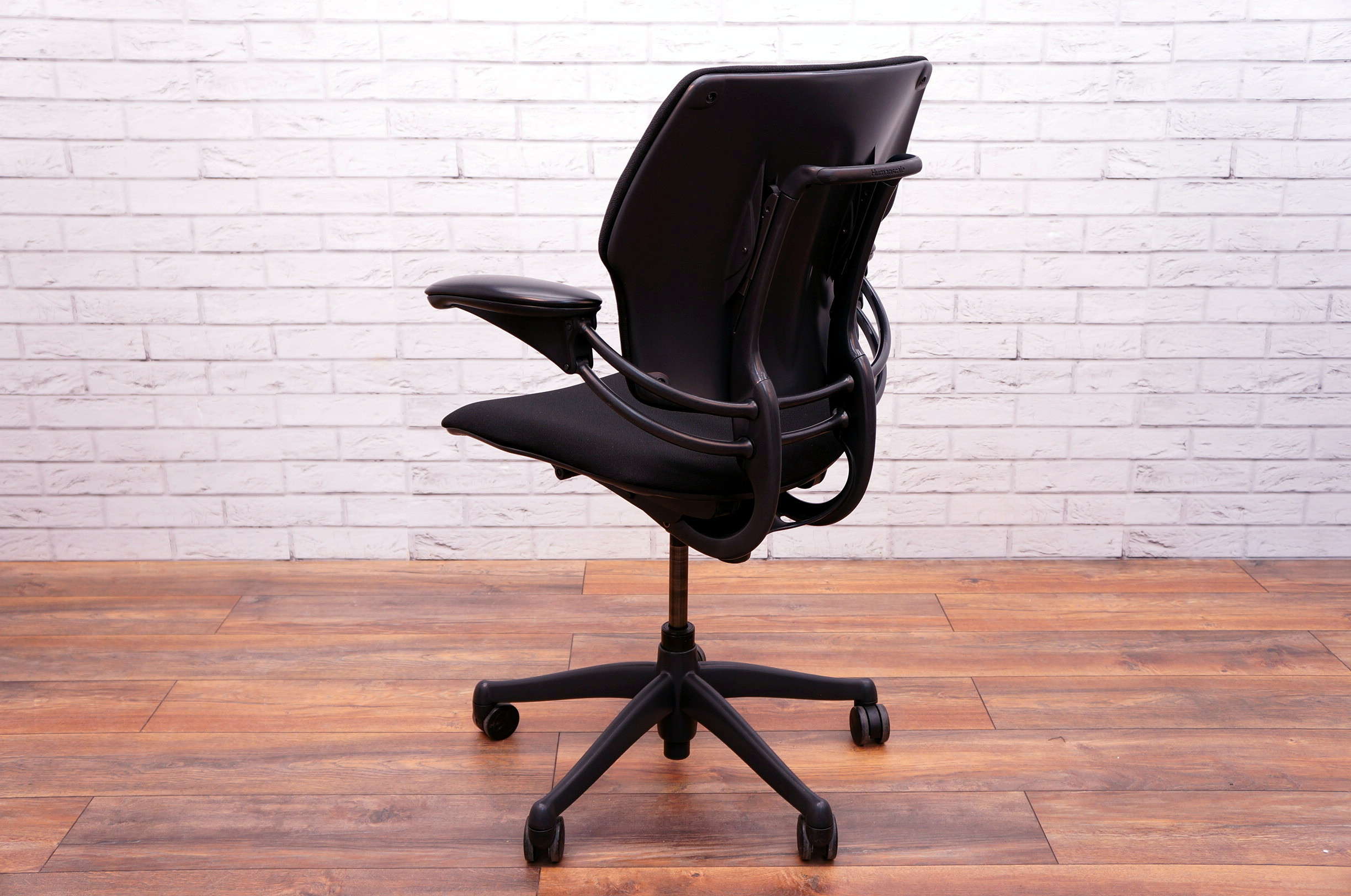 Humanscale Freedom Low Back Task Chair - Office Resale