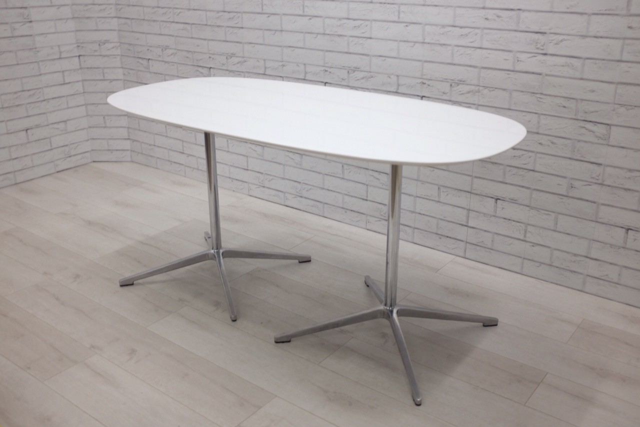 SENATOR POSEUR TABLE - Office Resale