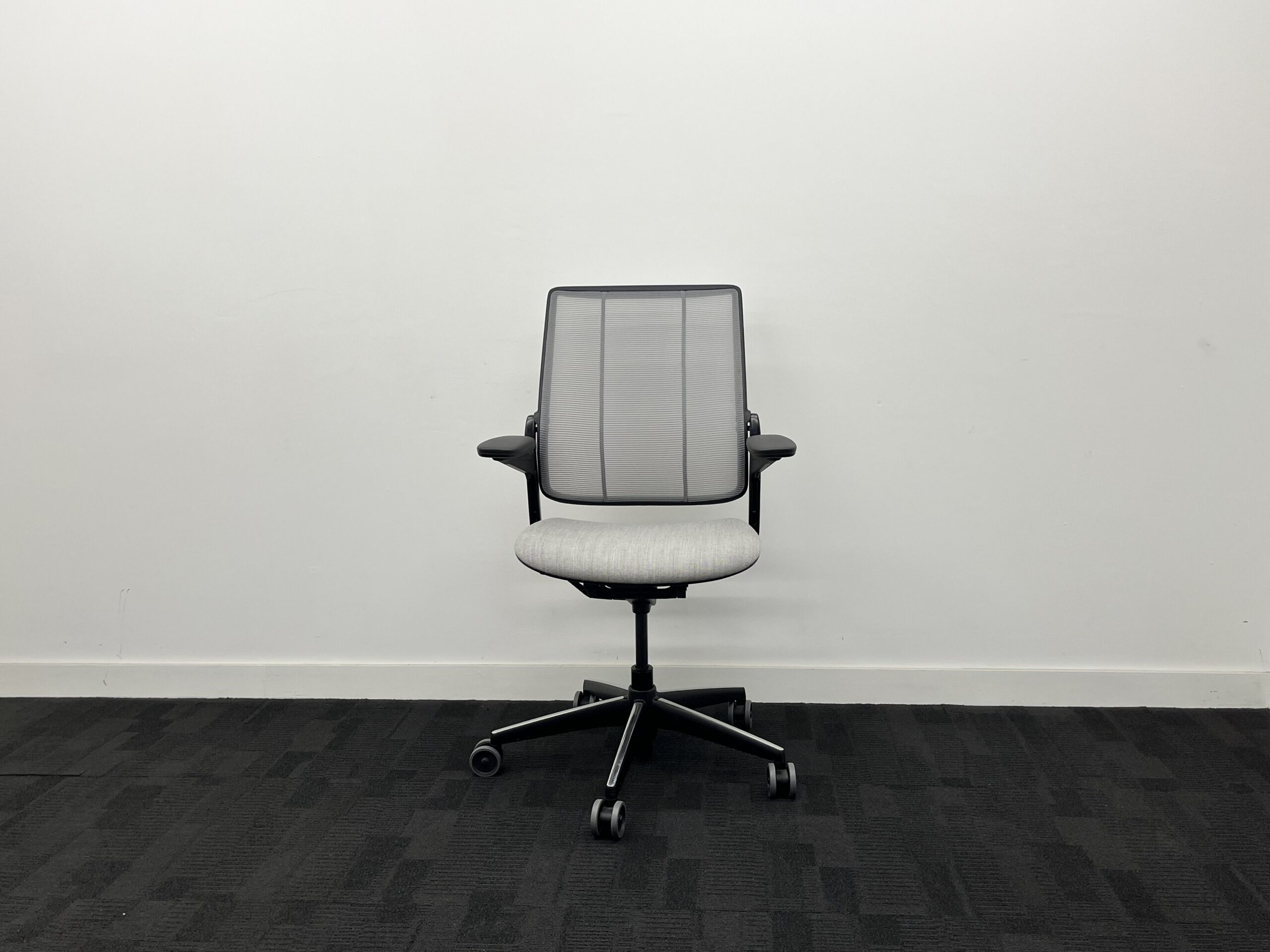 Humanscale Smart Ocean Chair - Office Resale